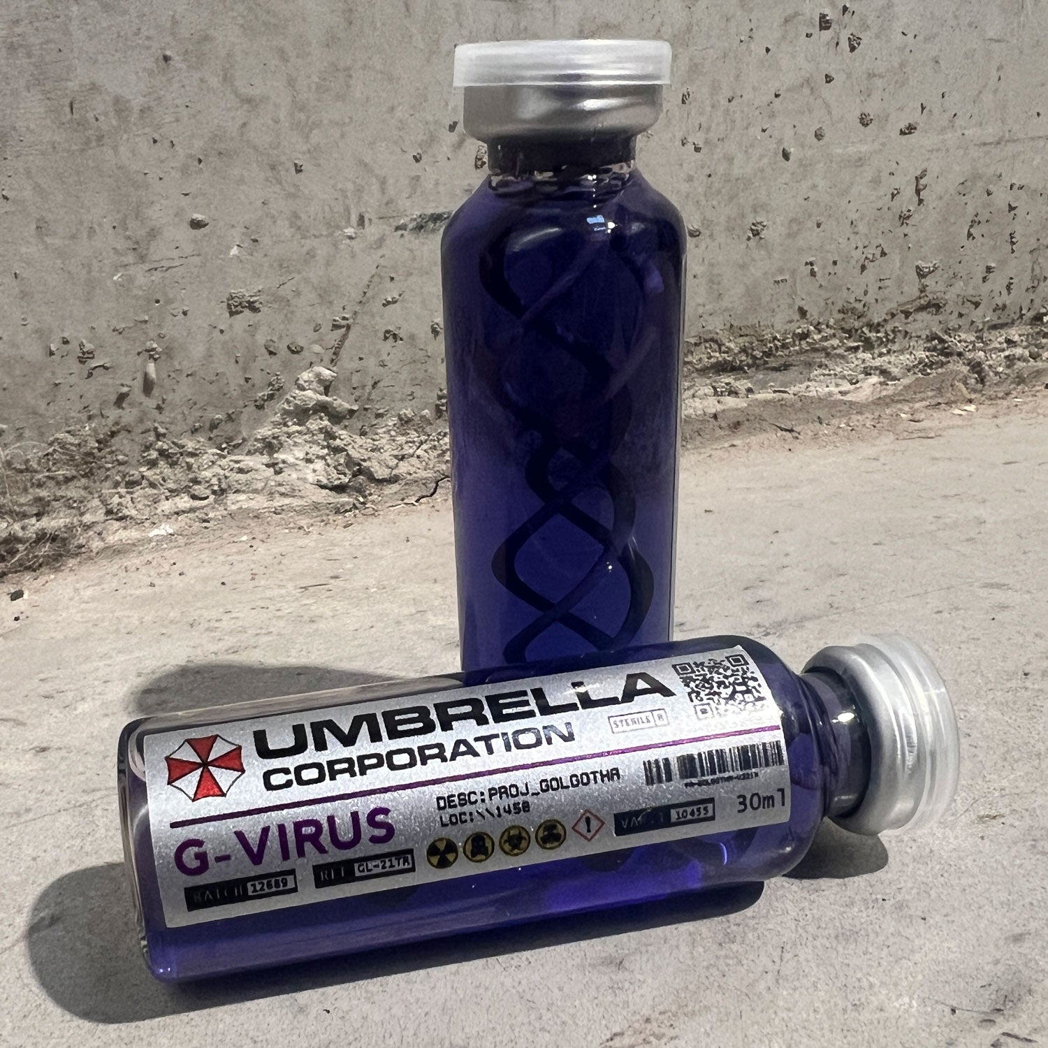 Resident Evil Umbrella Corporation G-Virus Vial