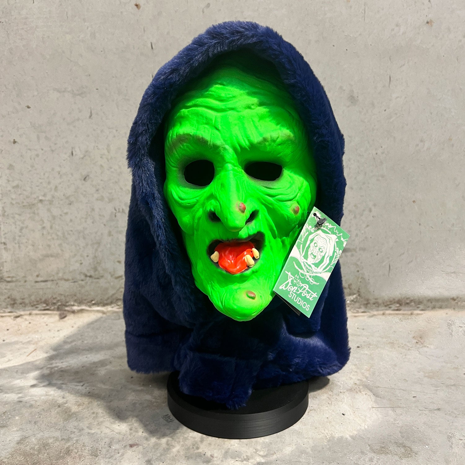 🎃 Halloween III: Season of the Witch Officially Licensed Silver Shamro